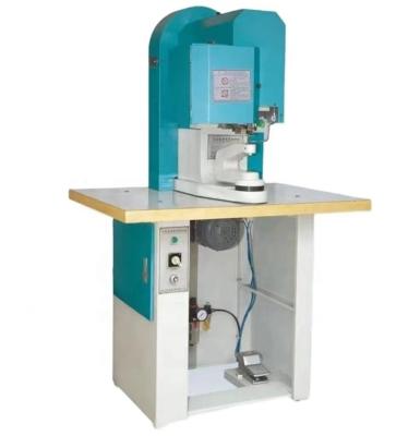China Machine Dimensions 1150*680*1460 MM Automatic Hook Button Fastening Attaching Machine for Safety Shoes/Climbing Shoes/Boots for sale
