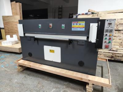 China Factory Price Hydraulic Cut EVA/Foam / Plastic / Paper 30Tons Four-Column Leather Die Cutting Machine for sale