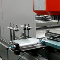 China CNC ALUMINUM WINDOWS CURTAIN WALL MACHINE 3 AXIS HIGH PRECISION LEADING SCREWS for sale