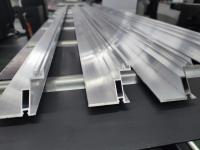 China WINDOW MANUFACTURING INDUSTRY ALUMINUM 5 AXIS CNC CUTTING MACHINE FOR SPACE ANGLE for sale
