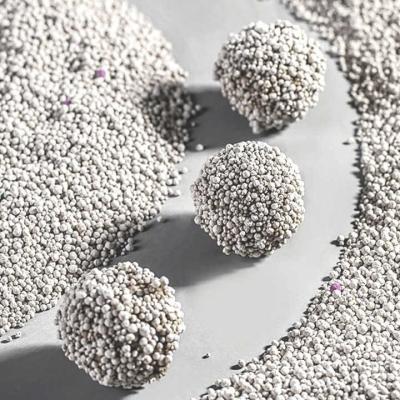 China 0.8mm-3.8mm Bentonite Cat Litter Ball Shape with Strong Clumping and Dust-Free Formula for Superior Odor Control for sale