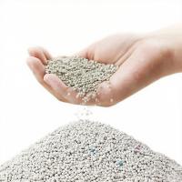 China Customized Lavender Scent Strong Clumping Bentonite Cat Litter 0.8-3.5mm for sale