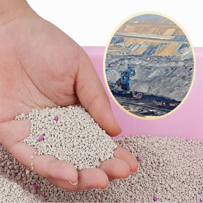 China Bentonite Cat Litter 0.8-3.5mm Multi-Cat Strong Clumping Odor Control Natural Clay Litter for sale