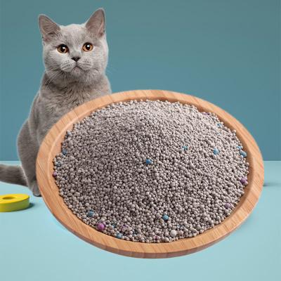 China Customizable 0.8-3.5mm Bentonite Cat Litter High Absorbency Fast Clumping Multi Fragrance for sale