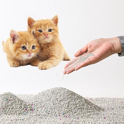 China Natural Mineral Odor Control Clumping Cat Litter 0.8-3.5mm Dust-Free Premium Bentonite for Multi-Cat for sale