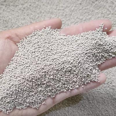 China Wholesale Natural Bentonite Cat Litter 0.8-3.5mm Dust-Free Odor Control Multi-Cat Clumping Litter for sale