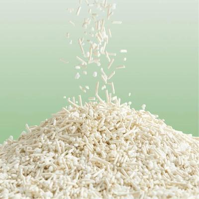 China Eco Friendly Clumping Tofu Cassava Mixed Cat Litter 2mm Strip Strong Water Absorption for sale