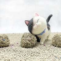 China Premium Bentonite Cat Litter 0.8-3.5mm Strong Clumping Low Dust Natural Clay for Multi-Cat Use for sale
