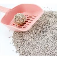 China Premium Bentonite Cat Litter 0.8-3.5mm Strong Clumping Low Dust Natural Clay for Multi-Cat Use for sale