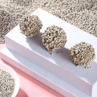 China Starhong 100% Natural Bentonite Cat Litter 0.8-3.5mm Strong Clumping Dust-Free Odor Control for sale