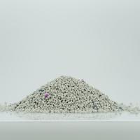 China Economical Bentonite Cat Litter Featuring High Absorption Capacity and Easy Cleaning Benefits for sale