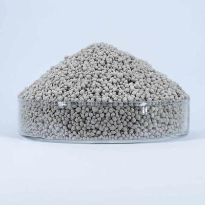 China Low Moisture Bentonite Cat Litter Offering Stable Clumping Performance During Daily Use for sale