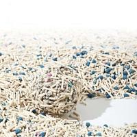 China Natural Raw Materials Pet Accessories Quick Clumping Dust-Free Tofu Bentonite Mixed Cat Litter for sale
