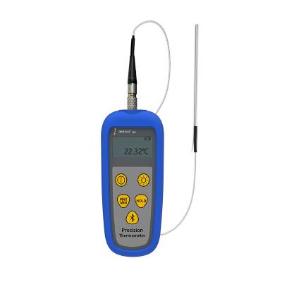 China Temperature Recording Handheld RTD Thermometer with 0.05 Degree Precision and Display for sale