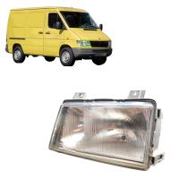 China Aftermarket Halogen Headlight Compatible with OE 9018200161 / 9018200261 for 1998-2003 Sprinter W901 W904 for sale