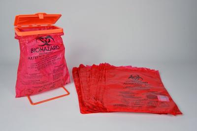 China Epoxy Coated Steel Wire Biohazard Bag Holder for 22x28cm Bags Wall Mountable for sale