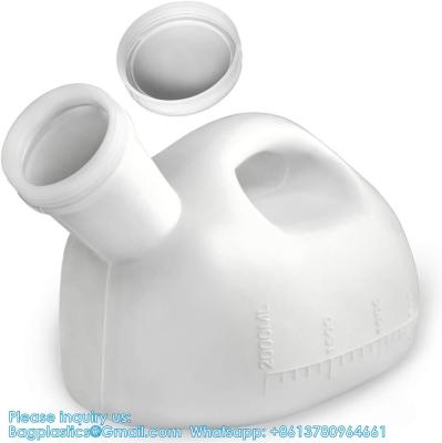 China Portable Male Urinal 2000ml Large Capacity Urine Bottle with Lid for Hospital Travel Camping for sale