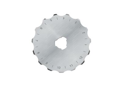 China Toothed Serrated Circular Slitter Blades 9CrSi SKD-11 for Cloth Cutting 715x95x9.7mm for sale