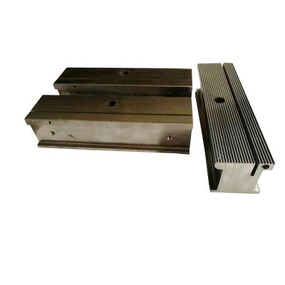China Carbon Steel Packaging Machine Sealing Jaws Bars Hard Seal Surface 30mm Width for sale