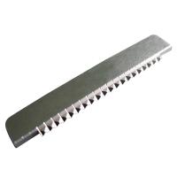 China Zig Zag Industrial Knife Blades for Packaging Machinery Cutting Food Bags HSS 84x25x1.5mm for sale