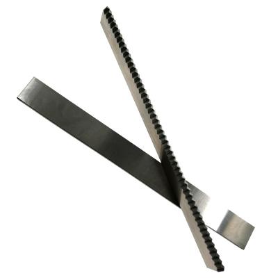 China HRC55-65 Hardness Zig Zag Blade for Food Bags Cutting OEM High Efficiency Custom for sale
