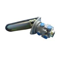 China Nissan Truck Foot Brake Valve MC838211 24V Heavy Duty Trailer Brake Valve for sale