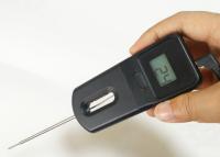 China Handheld Bluetooth Meat Thermometer Wireless BBQ Thermometer 572°F 196ft Range for sale