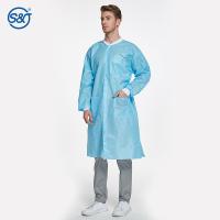 China Disposable Lab Coats Durable SMS Breathable Knee Length Unisex for sale