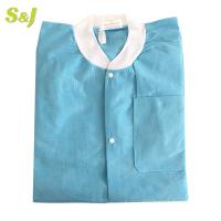 China Waterproof Disposable Medical Clothing Level 1 Isolation Gown White Cuff for sale