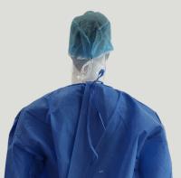 China S&J Manufacturer supply Disposable Sterile Reinforced Hospital clothes AAMI level 2 Non woven doctor nurse medical surgical gown for sale