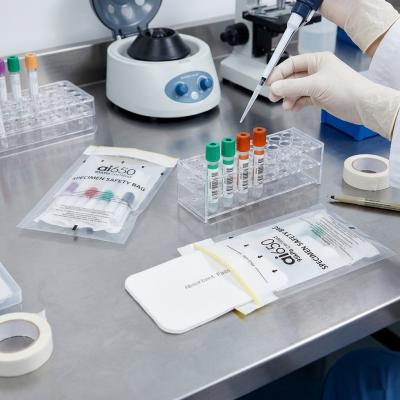 China Biohazard Specimen Bag 95kPa Lab Specimen Transport Bag For Medical Use for sale