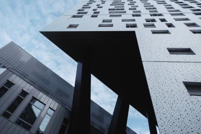 China Random Exterior Aluminum Perforated Veneer For Facade Curtain Wall Cladding for sale