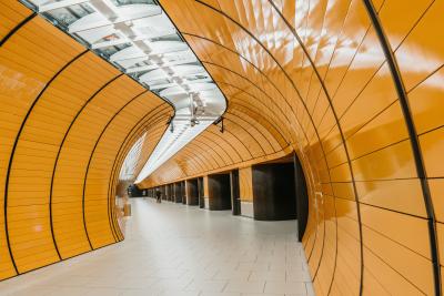 China Glossy Curved Interior Aluminum Panels For Subway Tunnel Wall Ceiling for sale