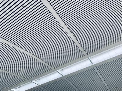 China Linear Strip Aluminum Grid Ceiling For Large Transit Public Venue for sale