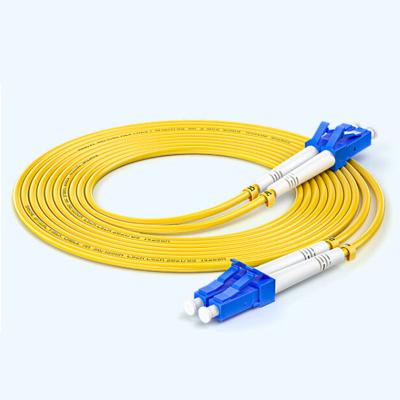 China Fiber Optic Patch Cord ≤0.2dB Insertion Loss Single Mode Multi Mode LC SC FC ST for sale