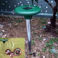China Outside Solar pest Ultrasonic Rat Repellent rat rodent mole snake repeller for sale
