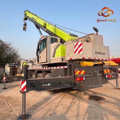 China Used Zoomlion QY25H Truck Crane 25 Ton Hydraulic Mobile Crane Reliable for sale