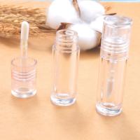 China Direct factory delivery transparent lip gloss containers and packaging cosmetic container pen lip gloss tube containers for sale
