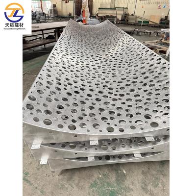 China C-Shaped Aluminum Ceiling Panel 0.6-1.2mm Thickness 75-300mm Sizes for Interior/Exterior Applications for sale