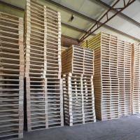 China 1200 X 800 Pine Wood Pallets High Safety Standard Euro Pallet for sale