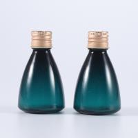 China Empty 30ml 100ml transparent amber plastic lotion shampoo PET bottle with silver aluminum plug cap for sale
