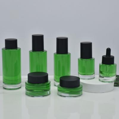 China New product Thicken bottom cosmetic glass bottle set for cosmetic packaging 40ml-120ml for sale
