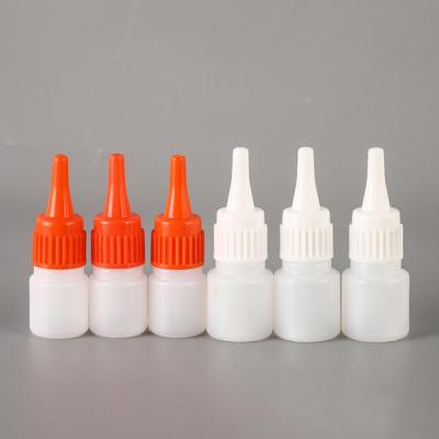 China 5ml10ml 20ml25ml50ml White Round Dropper HDPE Bottle for sale