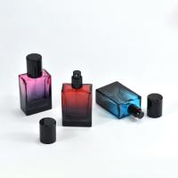 China 20ml 30ml 50ml 100ml Perfume Bottles, Spray Mister, Multiple Colors, Square Bottle, Custom Color Gradient for sale