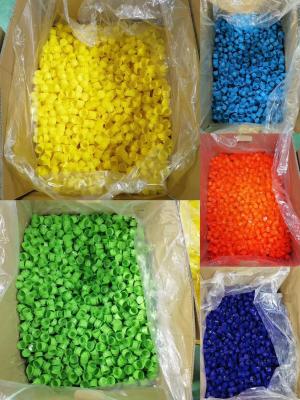 China 28-410 White/Orang/ Black/Green/Blue/Yellow Rib Side Matte Top Dispensing Snap Top Cap (0.125