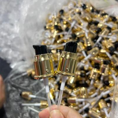 China Black Pump 28/410 2ml Output, PP with Gold Metal Collar for sale