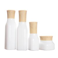 China 40ml/100ml/120ml square glass bottle toner spray bottle, cosmetic set bottle 50g lotion cream mask bottle for sale