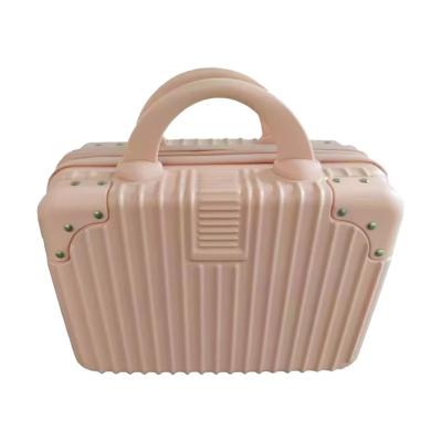 China Soft Handle and Durable Zipper Trendy Kawaii Large Makeup Bag Waterproof Cosmetic Case for Teens Bridal Gift Free Shipping for sale
