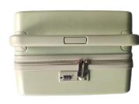 China Multifunctional Spinner Luggage with Eco-Friendly Soft Handle and Waterproof Luxury Carry-on Travel Bag for sale