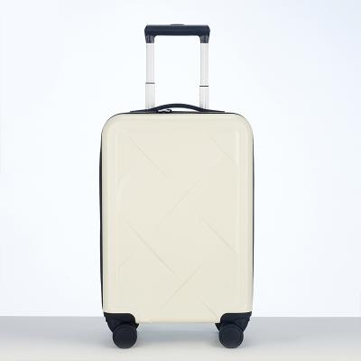 China Travel in Style with TSA Lock PC Luggage Featuring Durable Waterproof Design and Spinner Wheels for sale